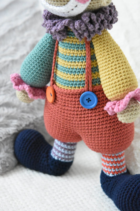 Chatterbox the Clown | Amigurumi clown pattern | lilleliis