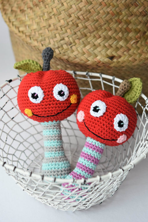 Amigurumi colorful and juicy apple rattles for babies by lilleliis