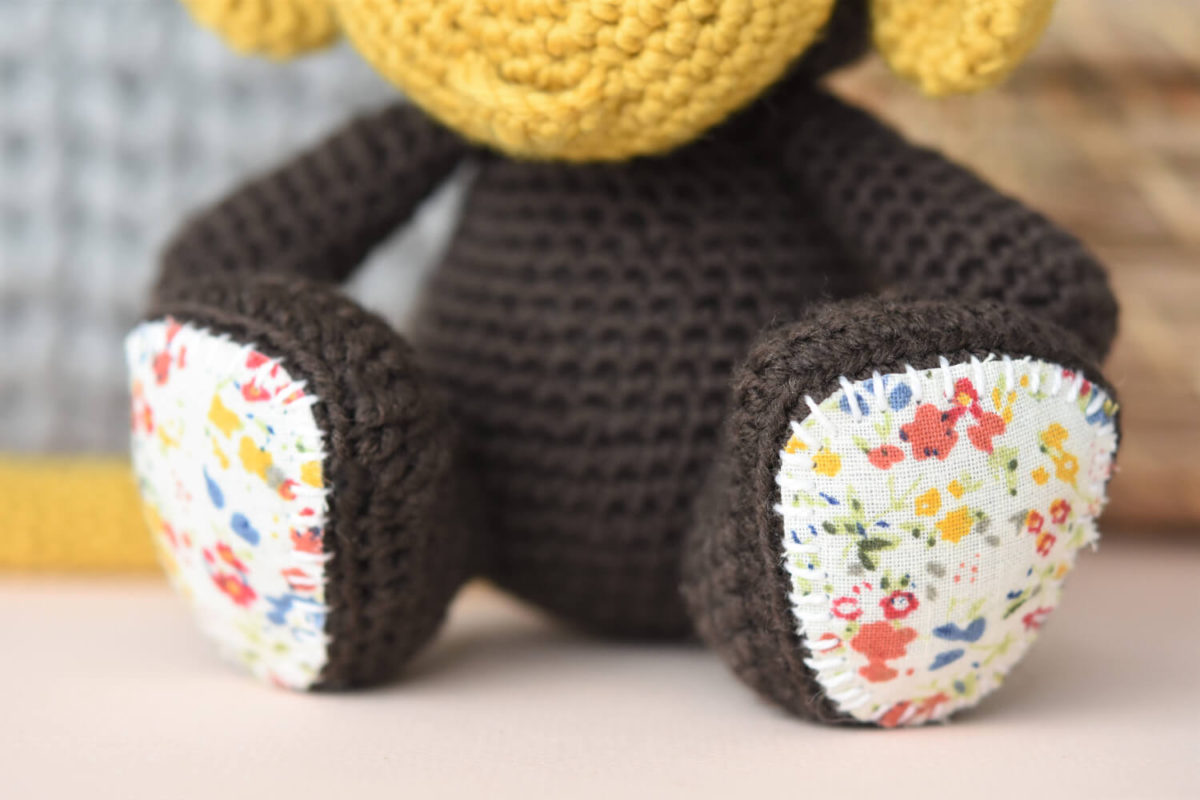 Mambo the Monkey - amigurumi monkey pattern | lilleliis