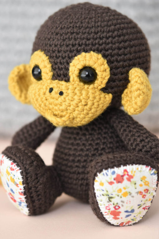 Mambo the Monkey - amigurumi monkey pattern | lilleliis