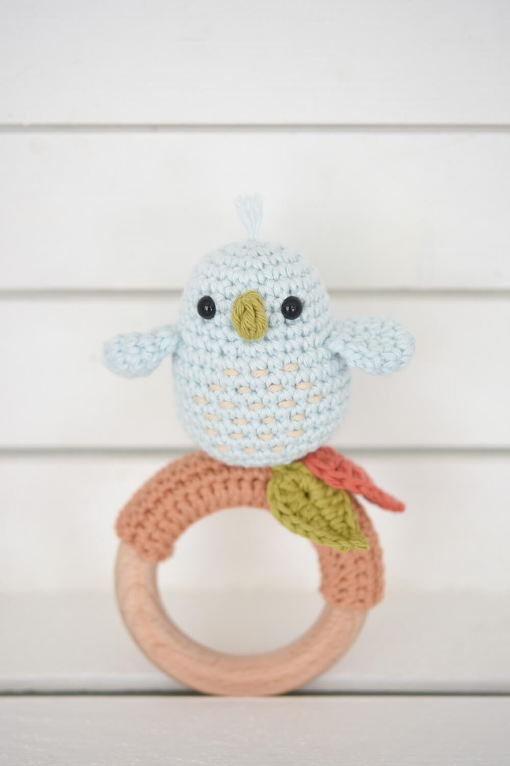 Crochet bird rattle - blue | Baby teething ring | lilleliis