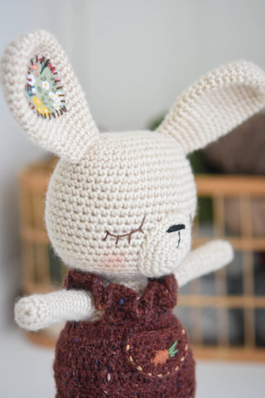 Crochet Bunny Toy Pattern - Carrot-pants Bunny | lilleliis